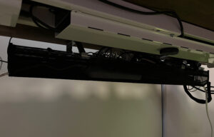 FlexiSpot昇降デスクにキャスターをつけて移動式にしたらめちゃめちゃ快適 | mitsu-blog