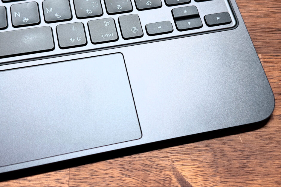 iPad Pro M4 Magic Keyboardレビュー：購入前に知っておくべき全てのポイント | mitsu-blog